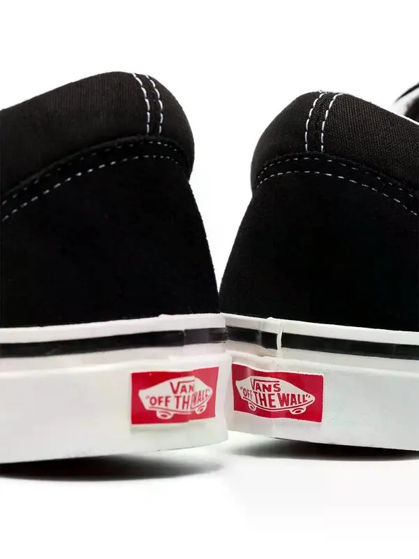 VANS Old Skool Low-top Sneakers - Black