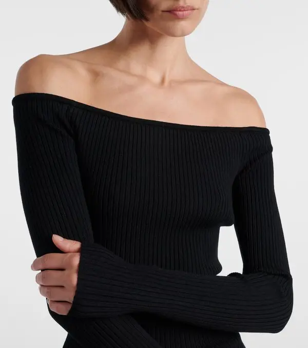 COURREGES Off-shoulder Ribbed-knit Top