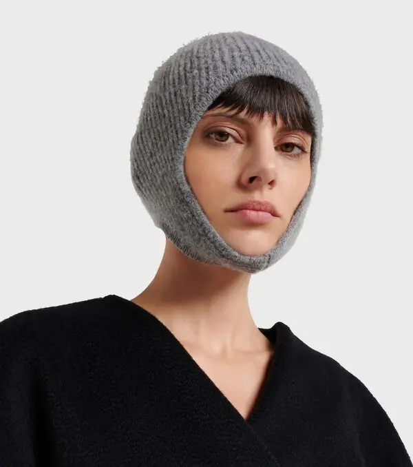 Jacquemus Ribbed-knit Alpaca And Wool-blend Hood - Grey