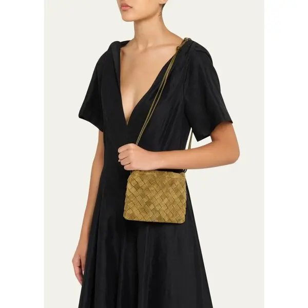 Bottega Veneta Small Intrecciato Suede Pouch - Moss