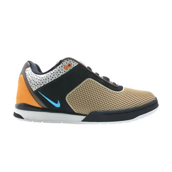 Nike Zoom Tre Sneakers - Brown
