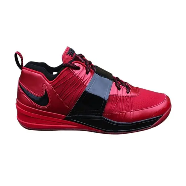 Nike Zoom Revis Sneakers