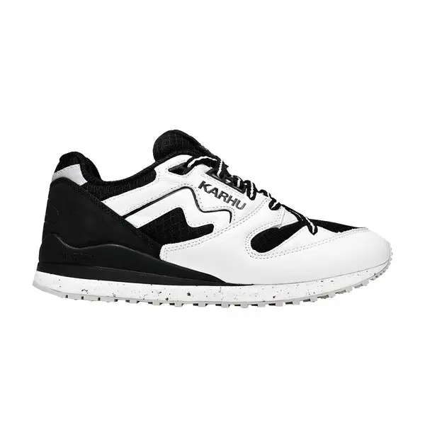 KARHU Paavo X Synchron Classic Sneakers - Black