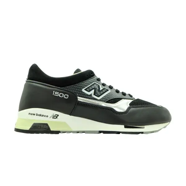 NEW BALANCE Snea-q X 1500 Sneakers - Black