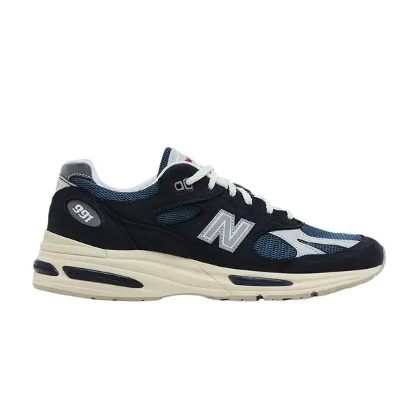NEW BALANCE 991v2 Made In England Vintage Sport Pack Sneakers - Blue