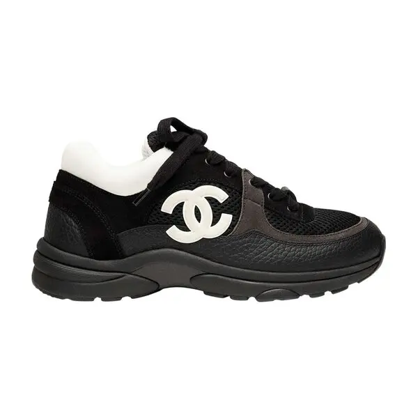 Chanel Cc Logo Sneakers - Black