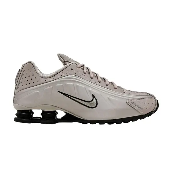 Nike Shox R4 Sneakers - Grey