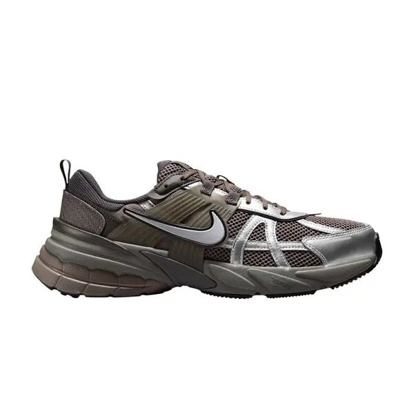 Nike V2k Run Sneakers - Brown