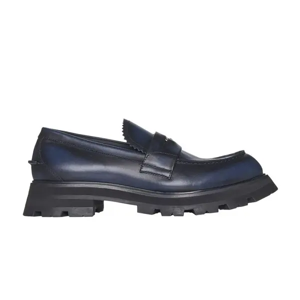 Alexander McQueen Seal Logo Leather Loafer