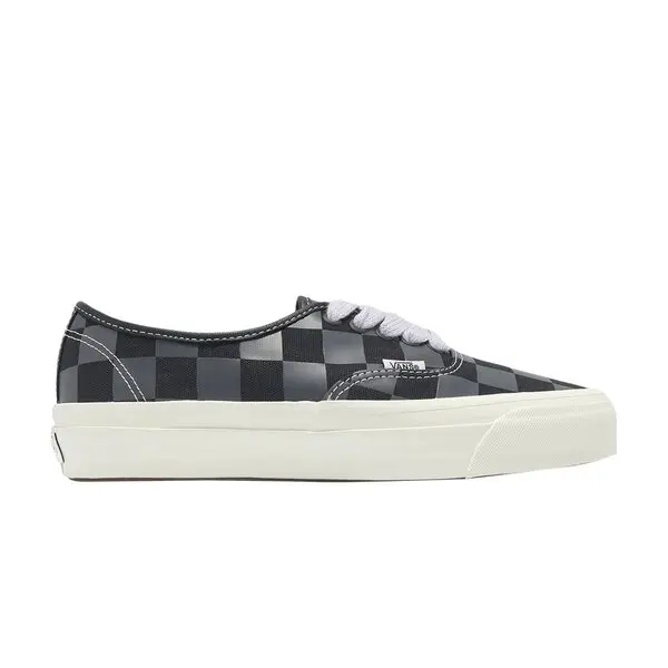 VANS Authentic 44 Lx Checkerboard Sneakers - Black