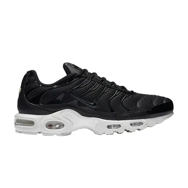 Nike Air Max Plus Breeze Sneakers - Black