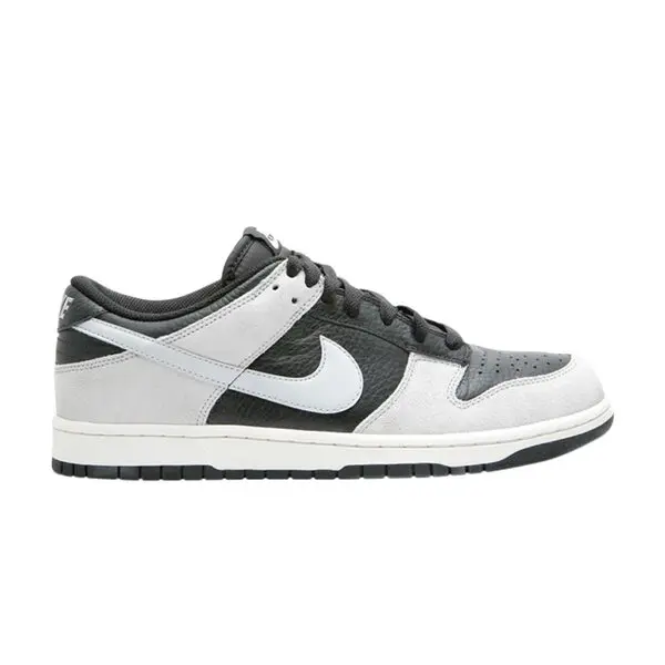 Nike Dunk Low Sneakers - Black