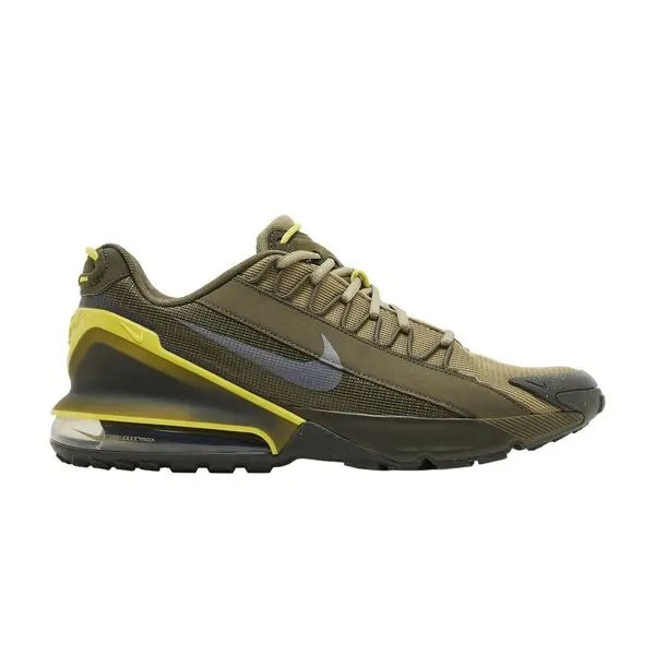 Nike Air Max Pulse Roam Sneakers
