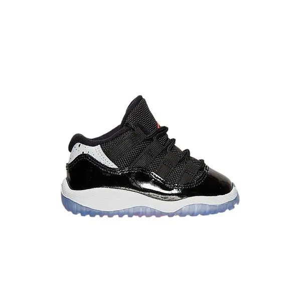 JORDAN 11 Retro Low Bt Sneakers - Black