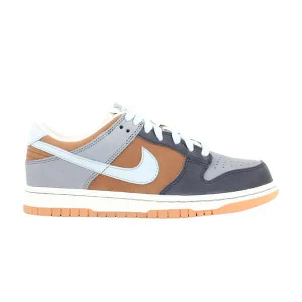 Nike Dunk Low Premium Sneakers - Brown