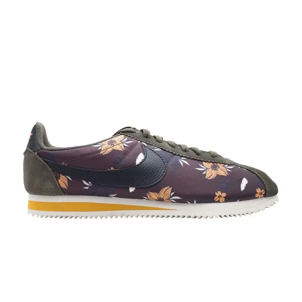 Nike Classic Cortez Nylon Qs 'aloha Pack' Sneakers - Black