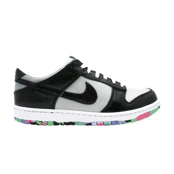 Nike Low Top Sneakers