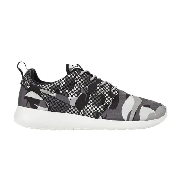Nike Roshe One Print Camo Sneakers - Grey