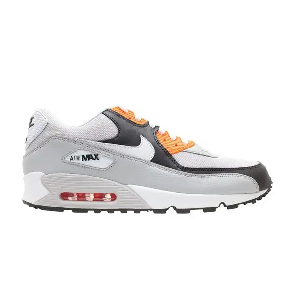 Nike Air Max 90 Sneakers