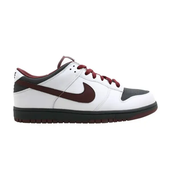 Nike Dunk Low Top Sneakers