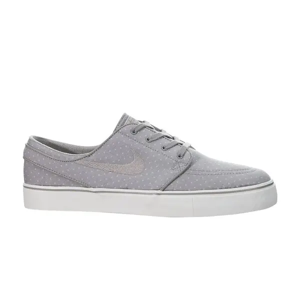 Nike Canvas Sneakers - Grey