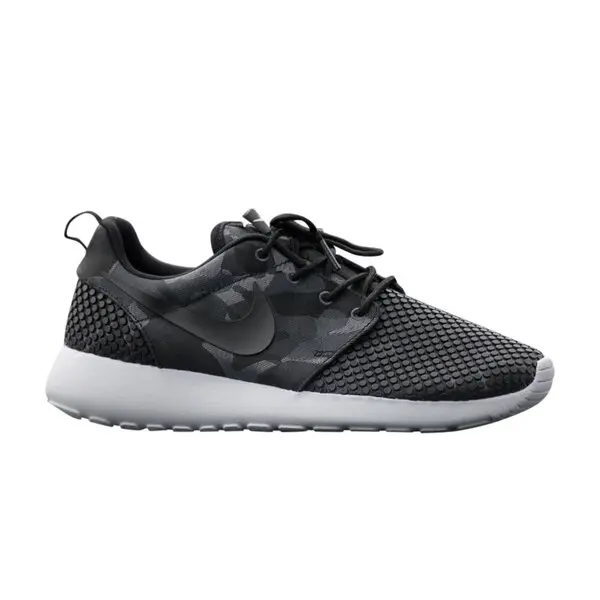 Nike Roshe One Premium Plus Camo Sneakers - Black