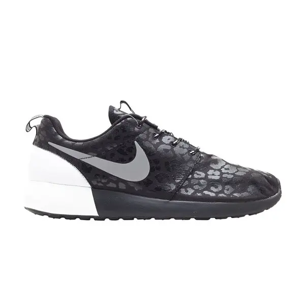 Nike Roshe Run Sneakers