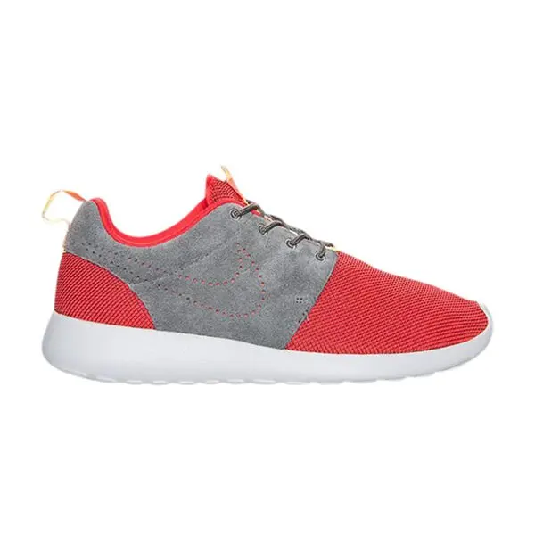 Nike Roshe Run Sneakers