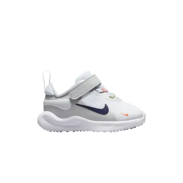 Nike Revolution Se Td Sneakers - White