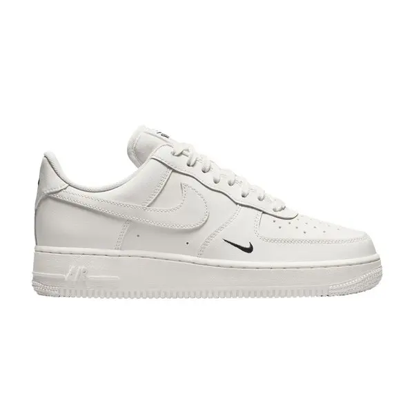 Nike Force 1 '07 Essential Sneakers - Cream
