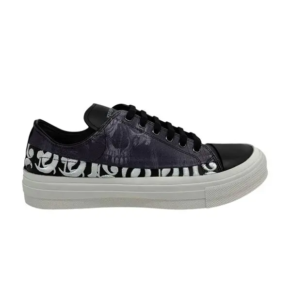 Alexander McQueen Skull Print Low Top Sneakers