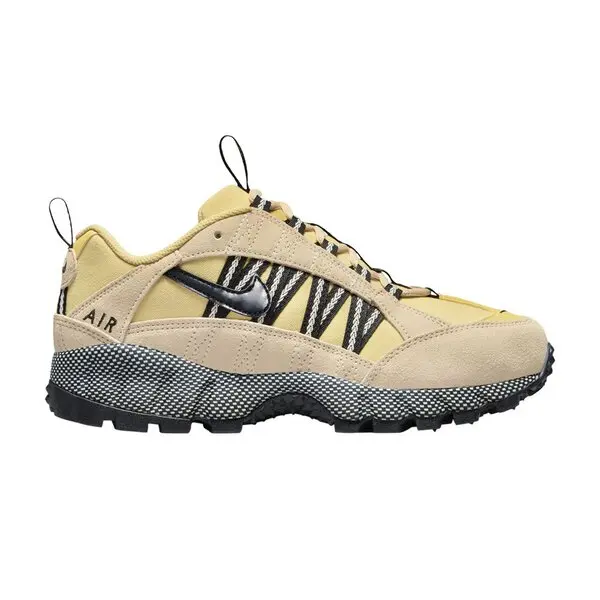Nike Air Humara Sneakers - Tan