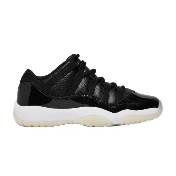 JORDAN 11 Retro Low Sneakers - Black