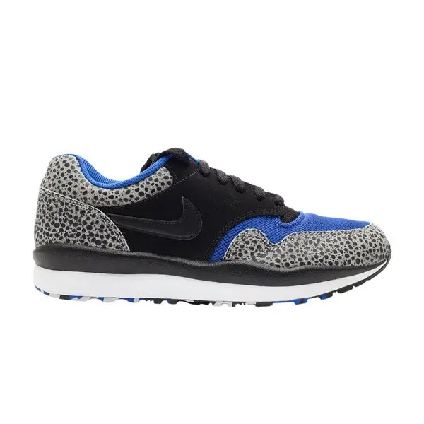 Nike Air Safari Le Sneakers