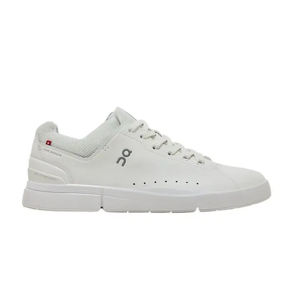 On The Roger Advantage Sneakers - White