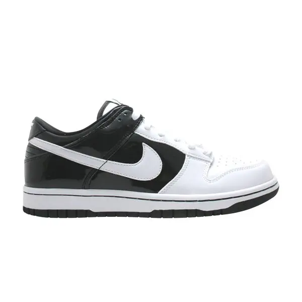 Nike W's Dunk Low Sneakers