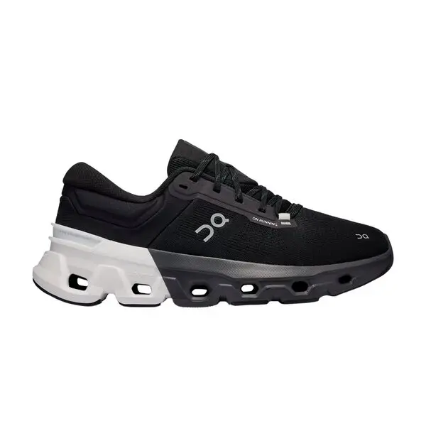 On Cloudflyer Sneakers - Black