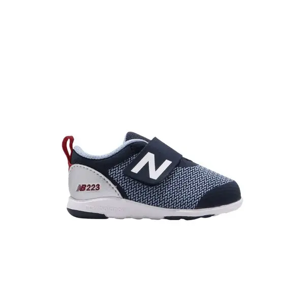 NEW BALANCE 223 Wide Sneakers