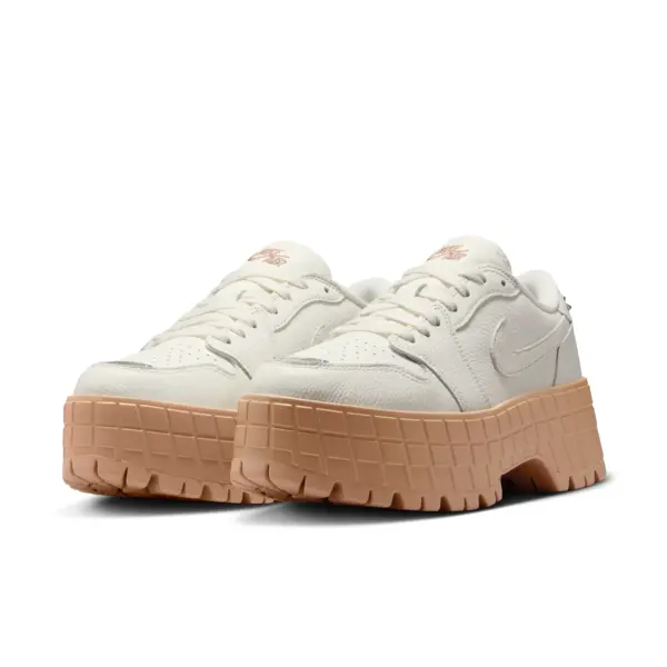 Jordan 1 Brooklyn Low Sneakers - White | Editorialist