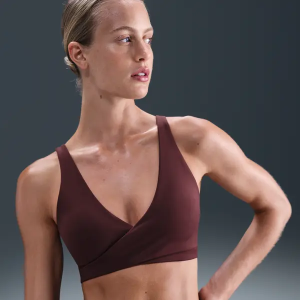 Nike One Light-support Padded Sports Bra - Red
