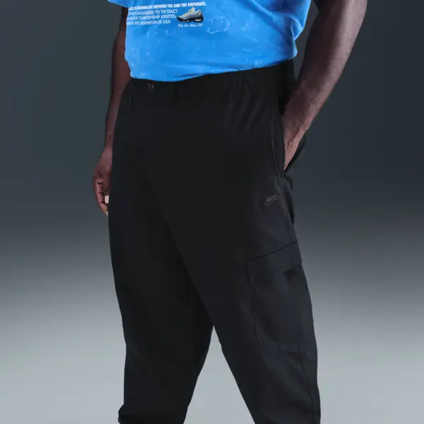 Nike Club Woven Cargo Pants