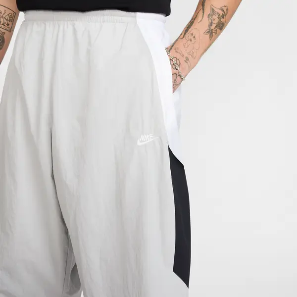 Nike Club Oversized Woven Track Pants
