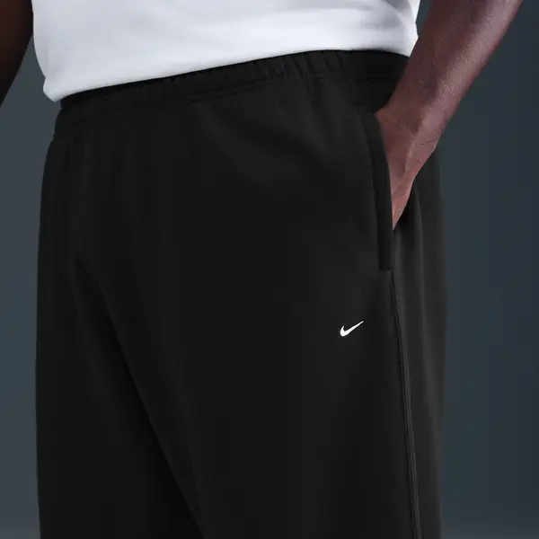 Nike Solo Swoosh Fleece Open-hem Pants - Black