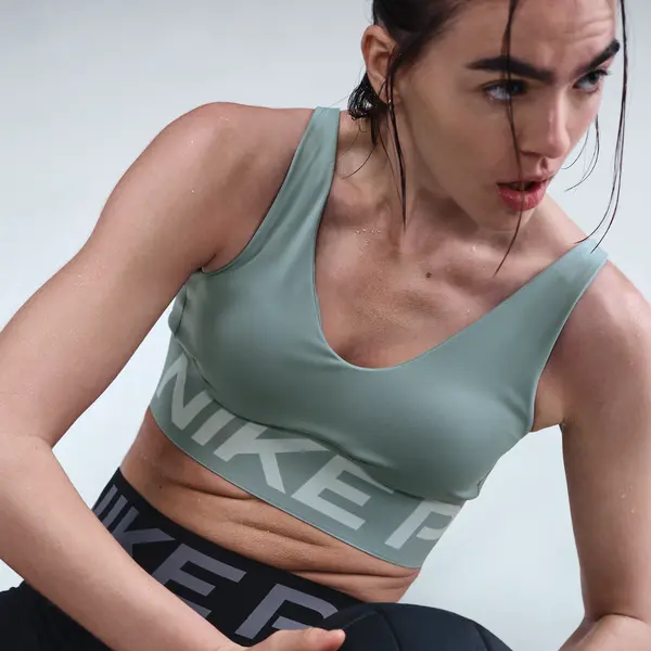 Nike Pro Indy Plunge -support Padded Sports Bra - Green