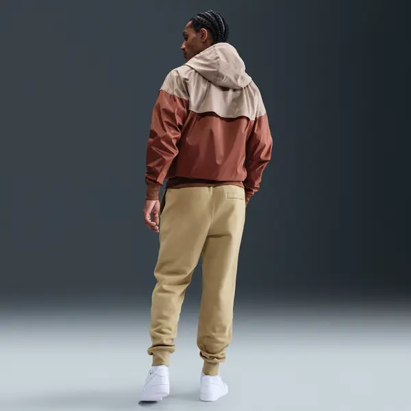 Nike Club Jogger Pants - Brown