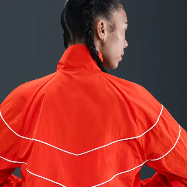 Nike Windrunner Loose Uv Woven Full-zip Jacket