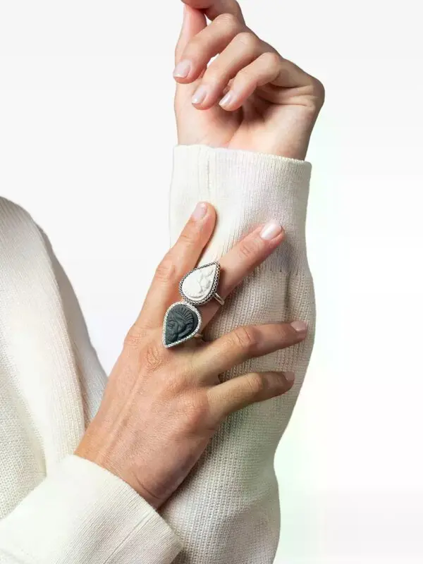 CAMEO & BEYOND Cherub With Anfora Ring