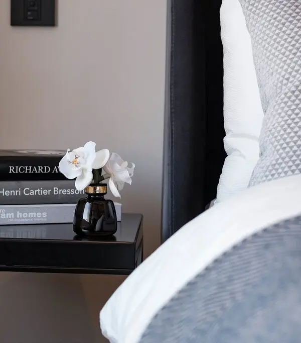 SENTI The Little Orchid Amber And Oud Diffuser