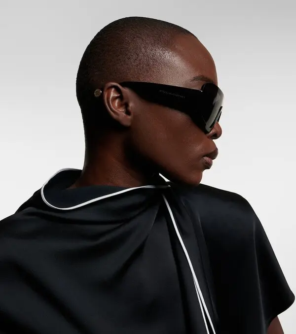 Stella McCartney Runway Shield Sunglasses - Black