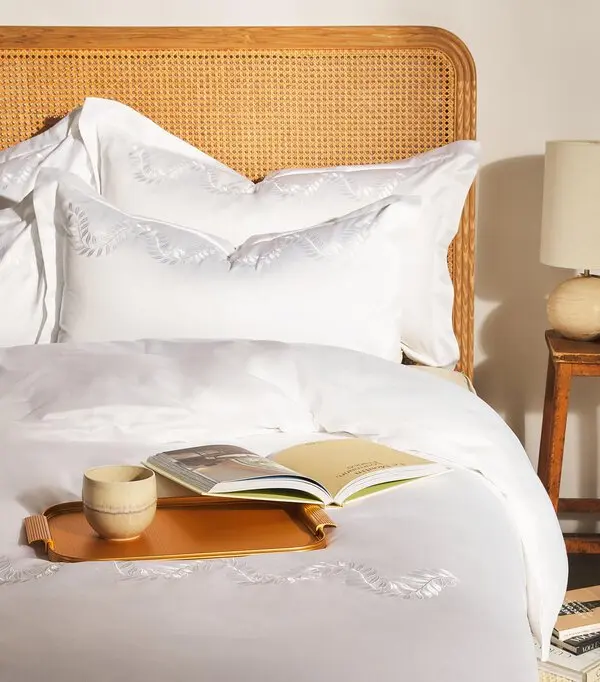 PETER REED Cotton Embroidered Laurels Oxford Pillowcase
